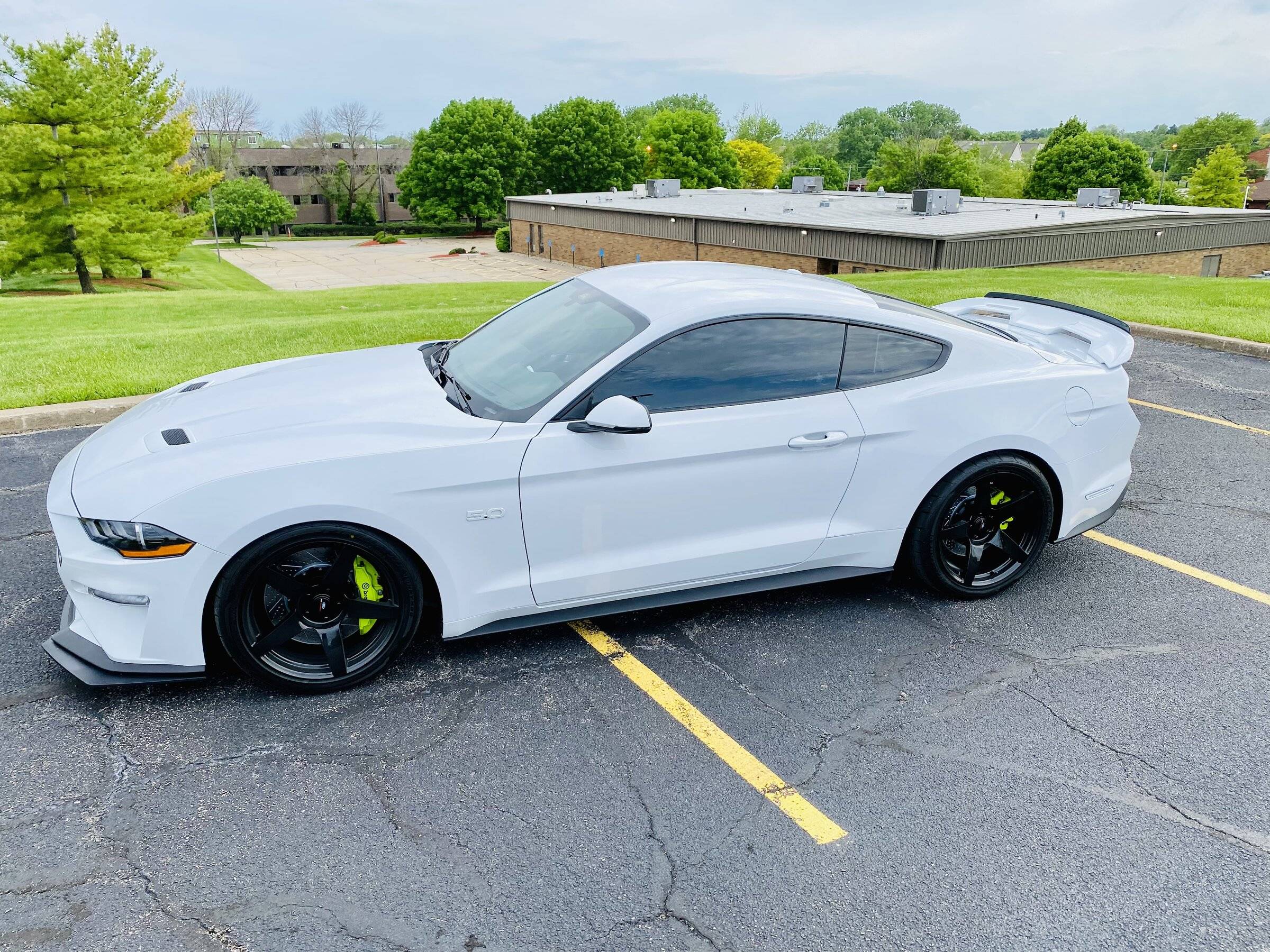 Caliper paint color ideas | Page 3 | 2015+ S550 Mustang Forum (GT ...