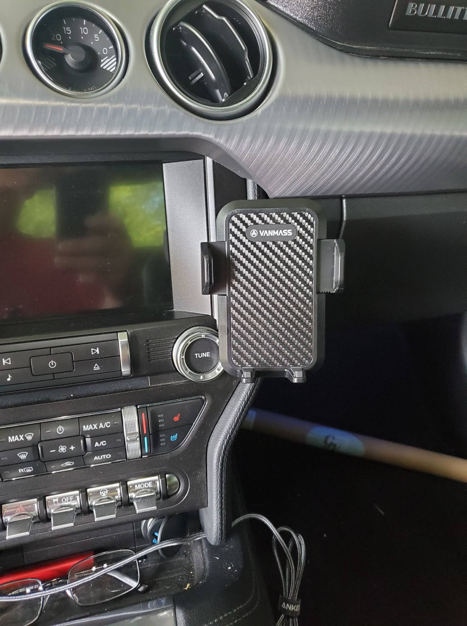 Phone holder and placement? | 2015+ S550 Mustang Forum (GT, EcoBoost ...