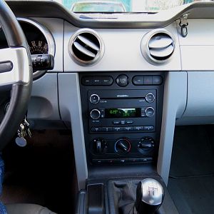 Center stack 08GT | 2015+ S550 Mustang Forum (GT, EcoBoost, GT350 ...