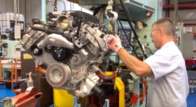 How Ford’s Niche Line Builds The 760 HP 5.2L Predator V8 For 2020 GT500 ...