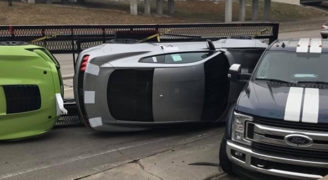 Two 2020 GT500 Mustangs Crash on Highway During Transport | 2015 ...